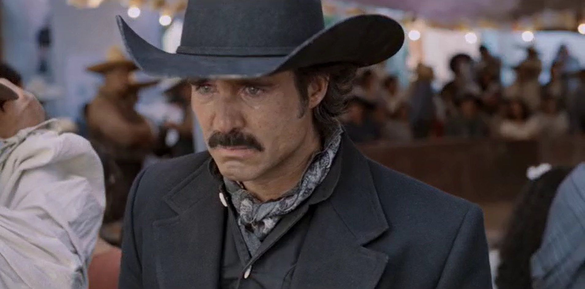 El Gallo de Oro Capítulo 6 con Lucero y José Ron | Shows El Gallo de ...