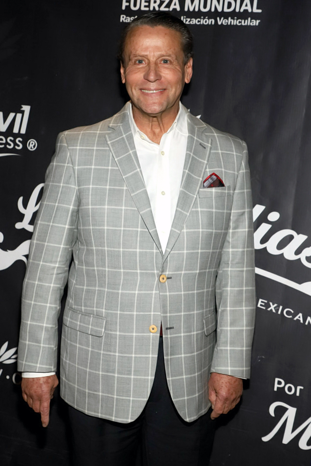 Alfredo Adame graba video para invitar a empleados a posada de su ...