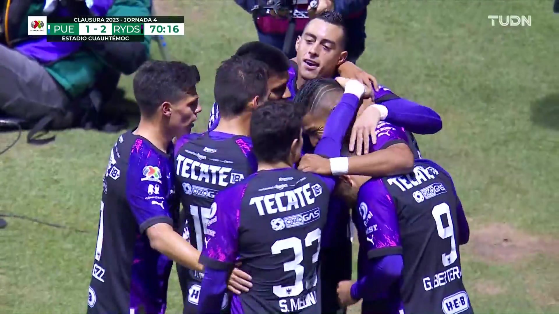 ¡Repiten la dosis! Golazo de Rodrigo Aguirre para el 1-2 de Rayados ...