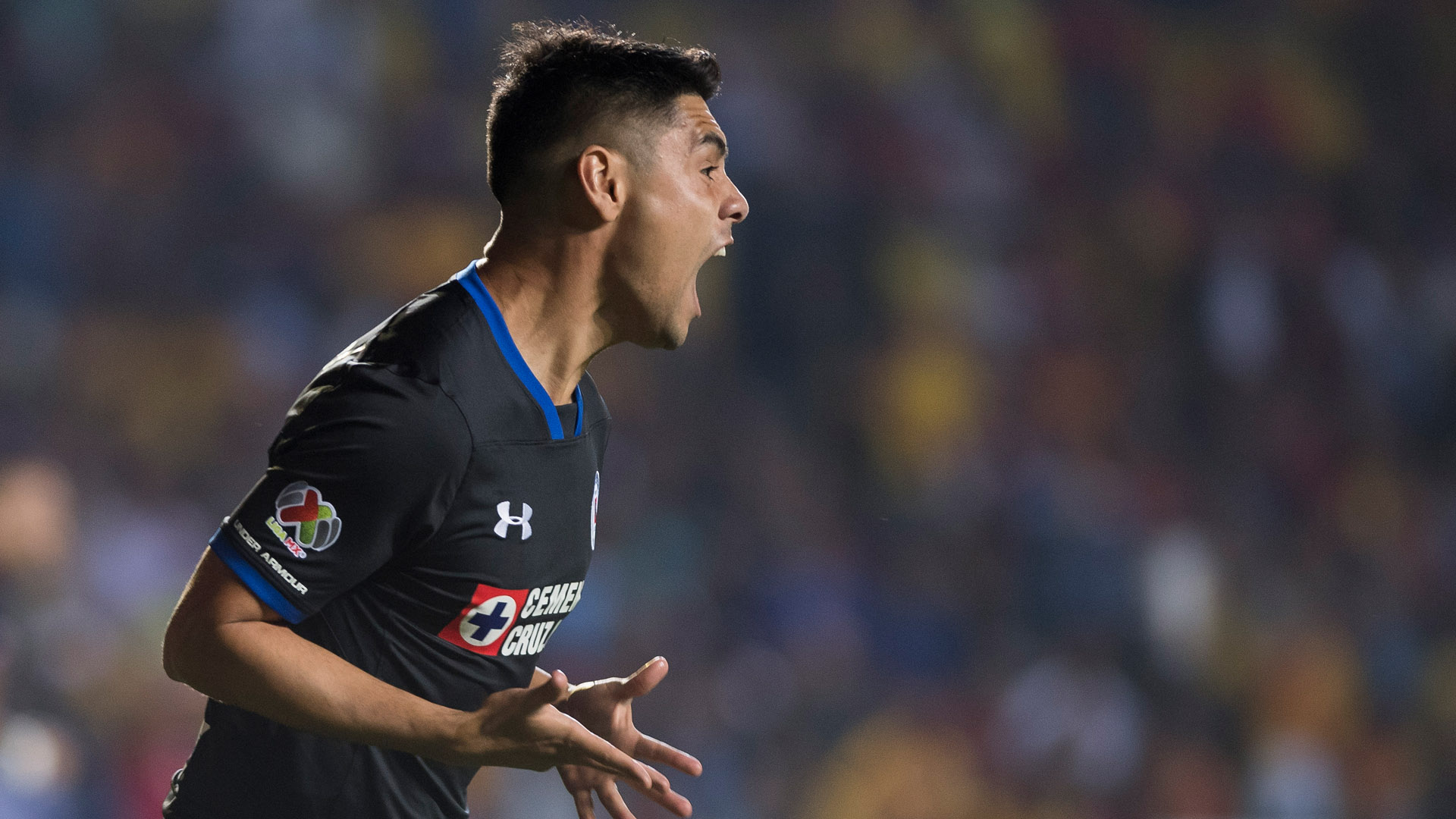 Felipe Mora, el héroe que rescató la noche de Cruz Azul en el Morelos ...