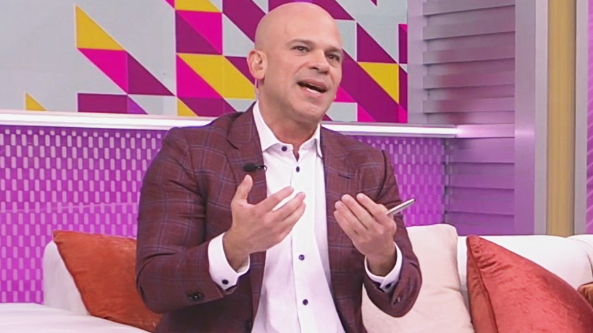 Dr. Juan anunció al concursante que se despide de Todo Es Posible y ...