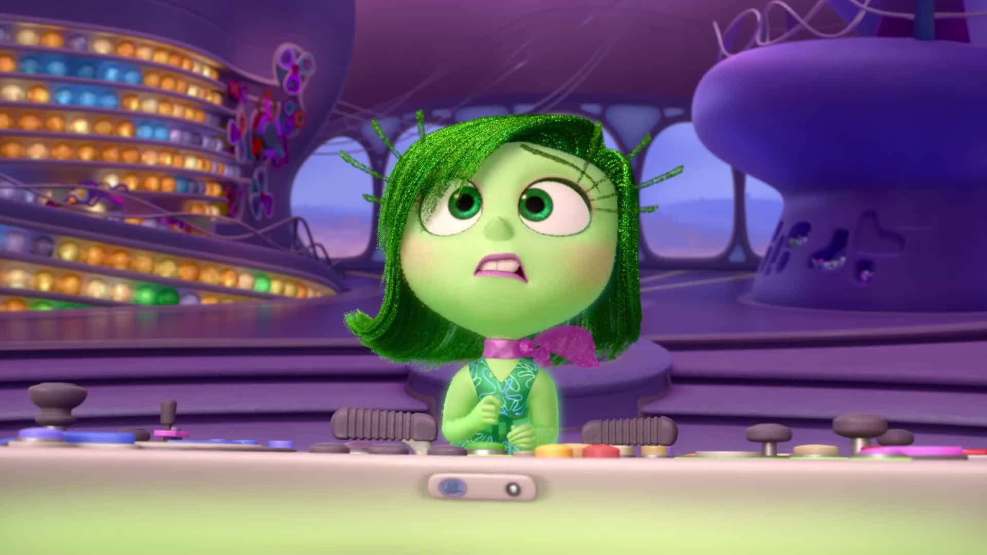 'Inside Out': llegó Disgust | UNIMÁS | Univision