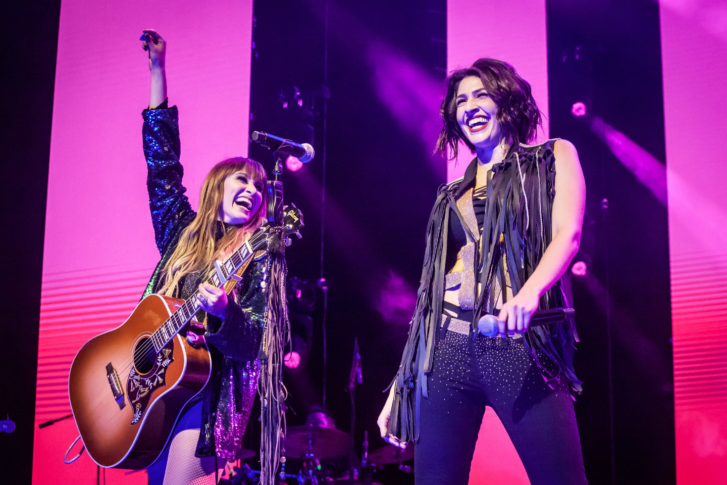 Ha*Ash arranca su gira cantándole a los exnovios | Parentless Content ...