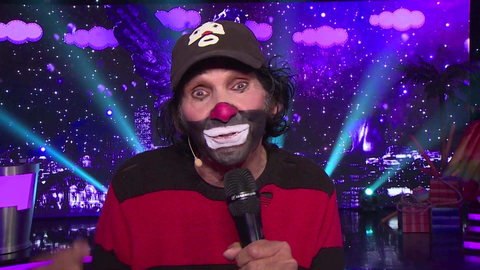 Video exclusivo: Cepillín y la Familia Disfuncional te cantan las ...