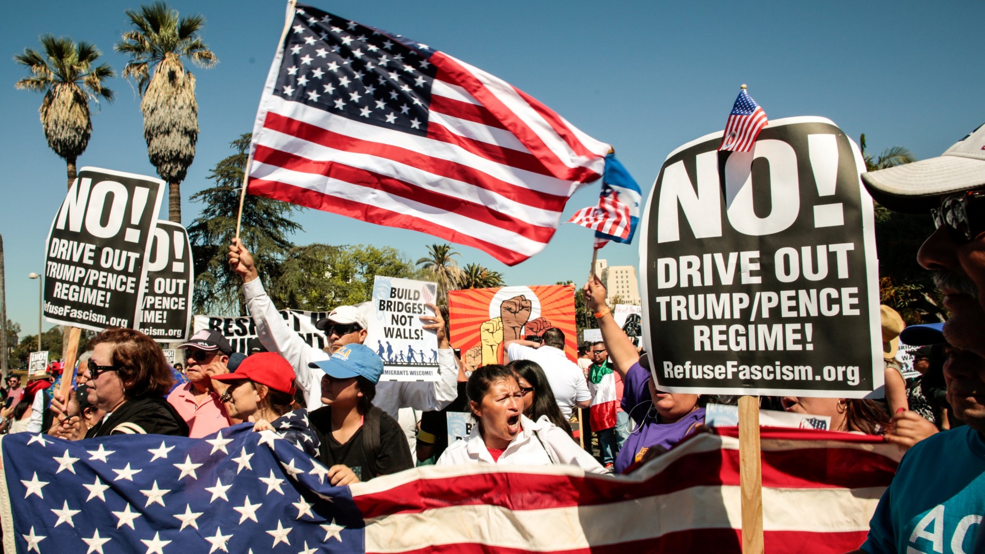 Inmigrantes protestan para pedir que no separen a las familias | Shows ...