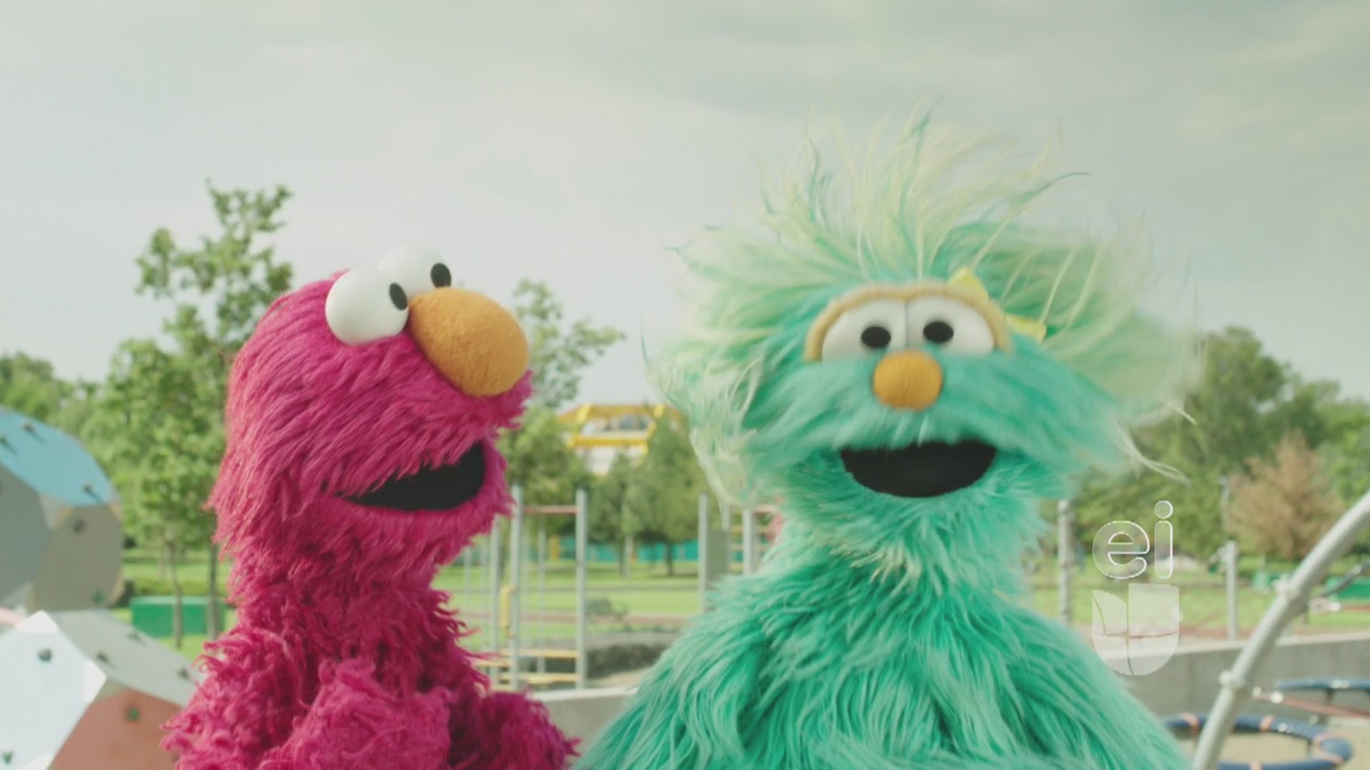 Aprende a bailar salsa con Elmo y Rosita | Shows Sesame Amigos | Univision