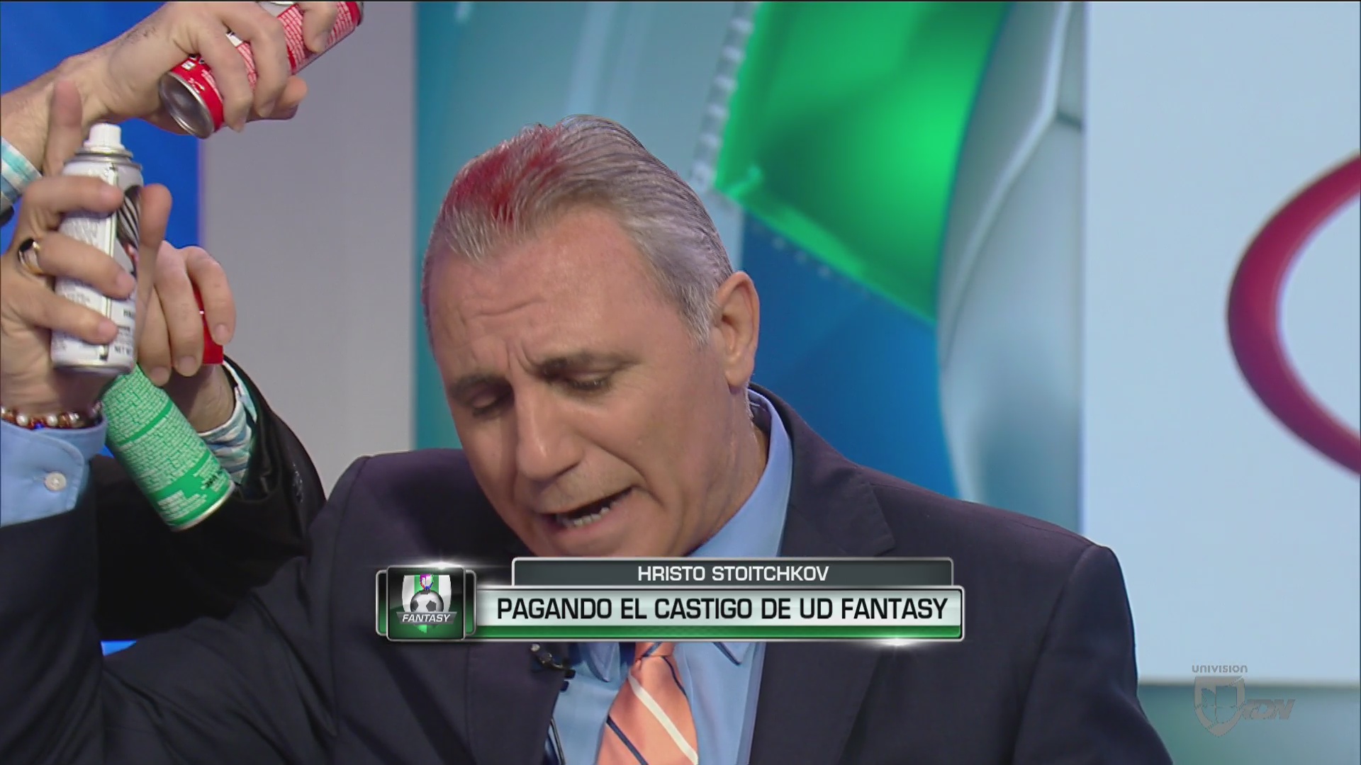Hristo Stoitchkov pagando el castigo de UD Fantasy | TUDN Más Deportes ...