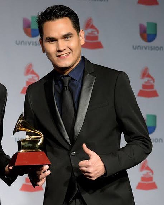 Samuel Sarmiento de Los Recoditos inaugura su nuevo restaurante | Shows ...