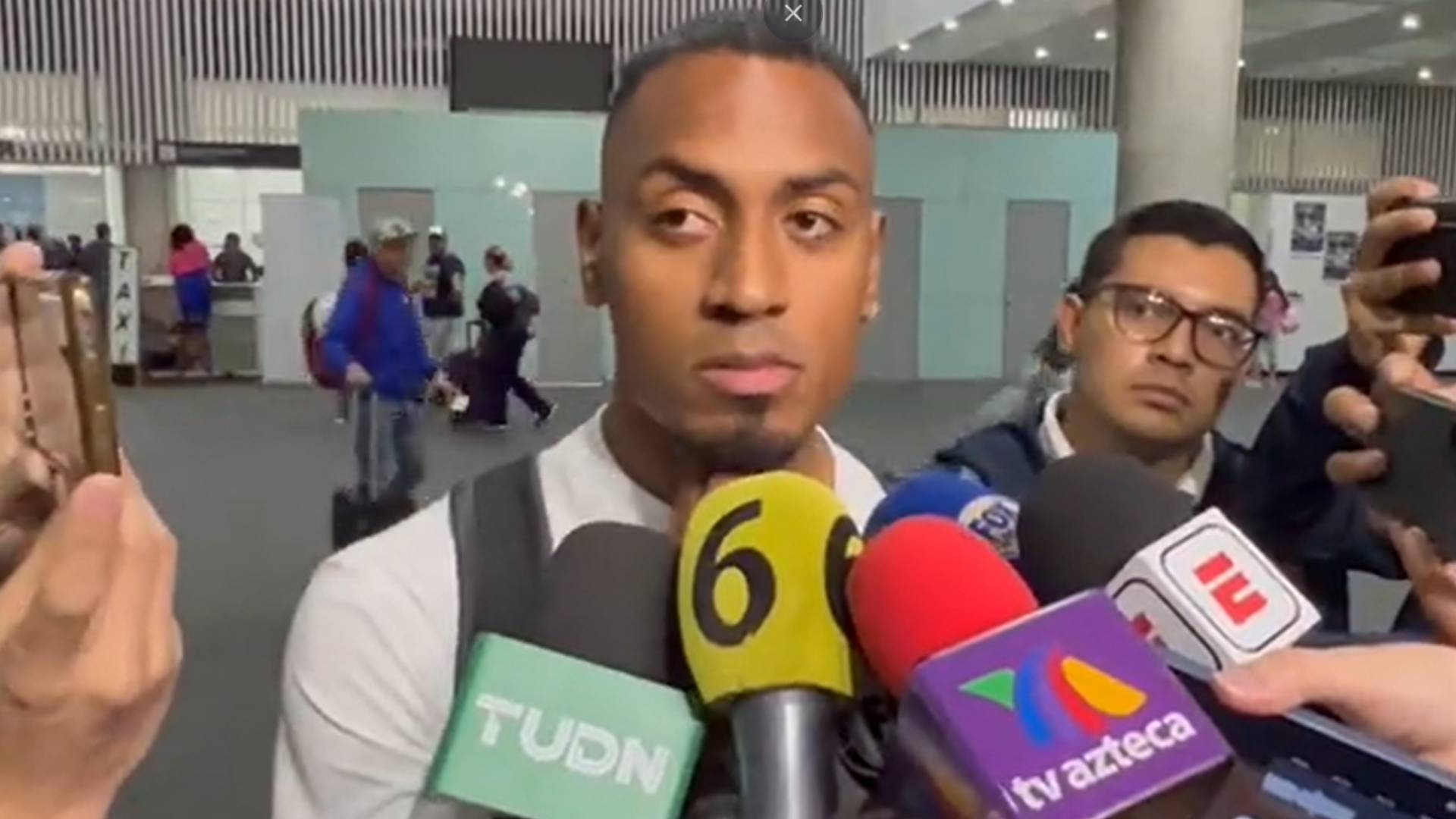 Liga MX: Willer Ditta llega a la CDXM para reportar como refuerzo de ...