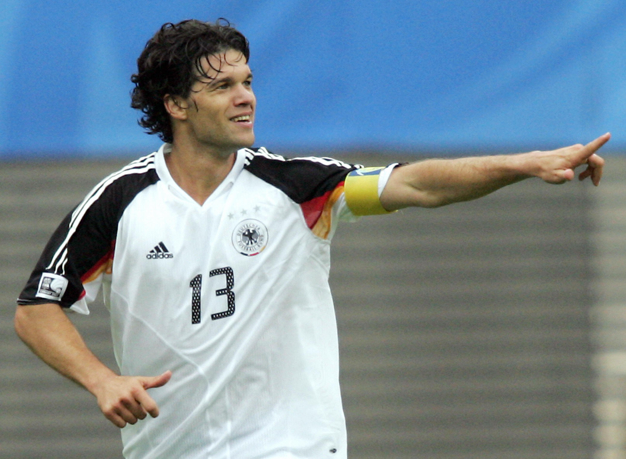 Michael Ballack fue operado de un tumor en la espalda | TUDN Fútbol | TUDN