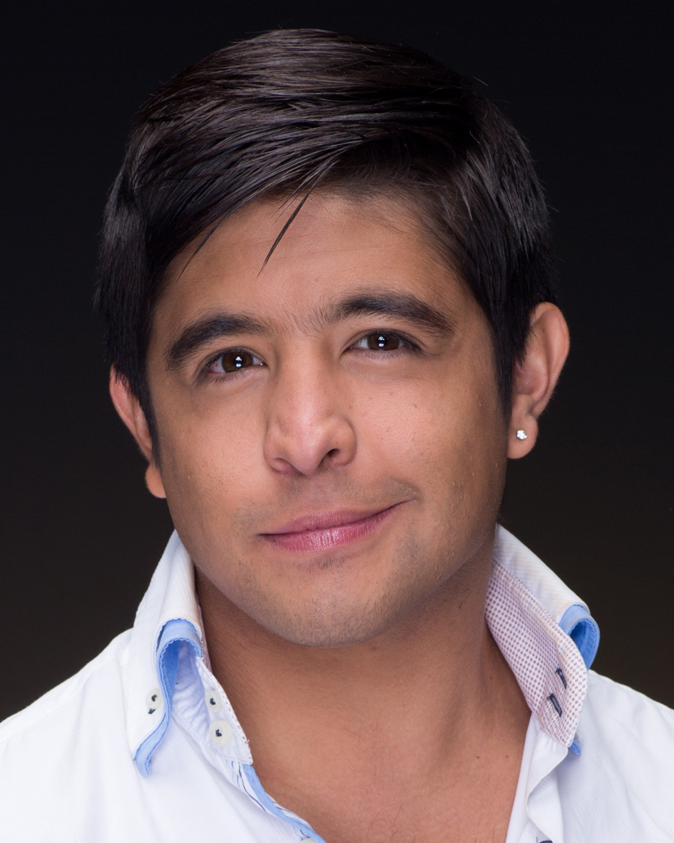 Emmanuel Torres | Las Estrellas Home Egresados | Las Estrellas