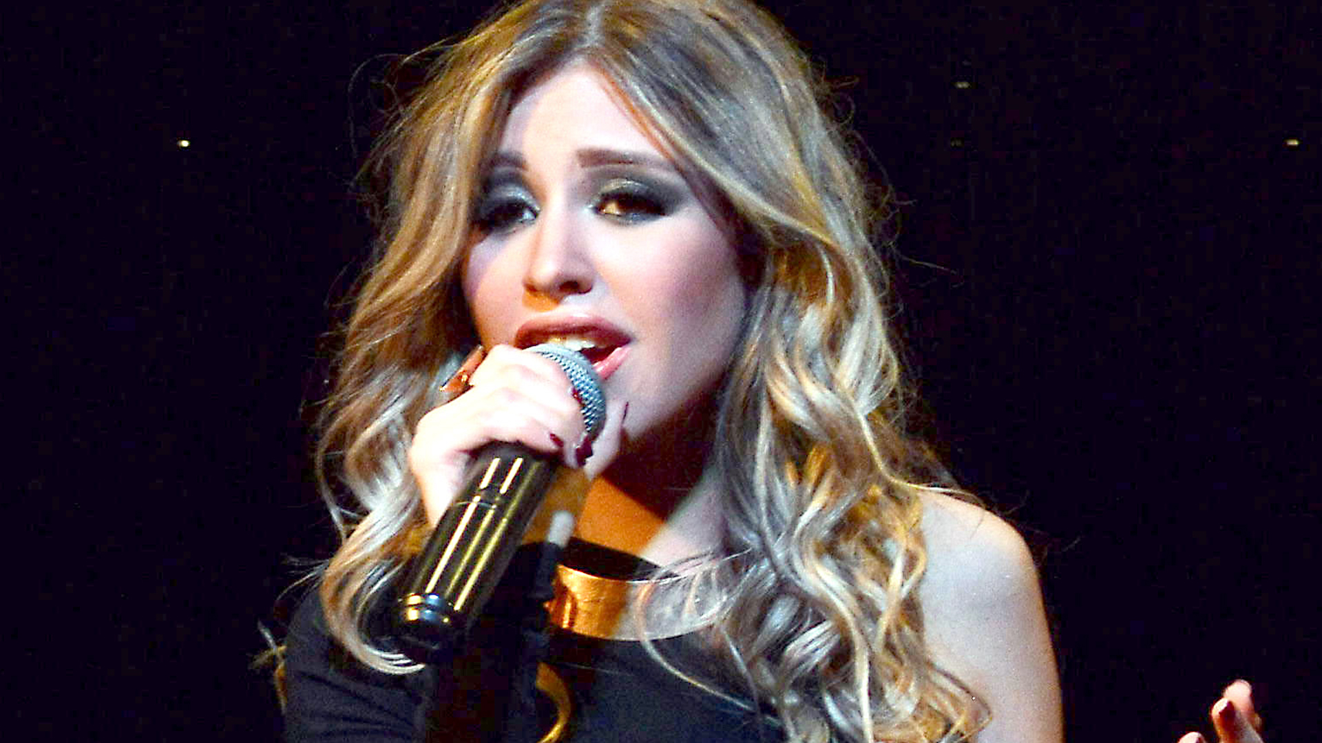 Nicole Vale sacó la casta de su padre, Raúl Vale, e incursionó en la ...