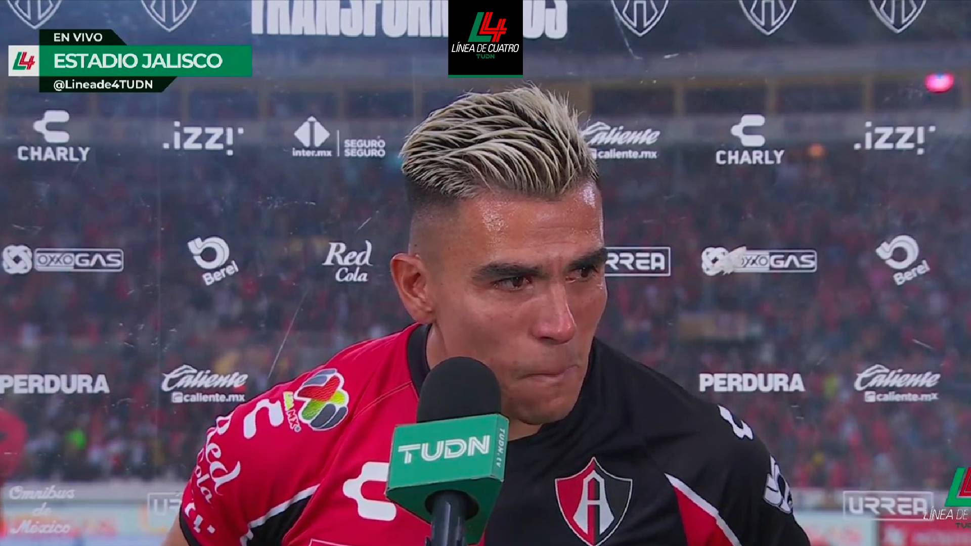 Luis Reyes al borde de las lágrimas: “Sé lo que significa este escudo ...