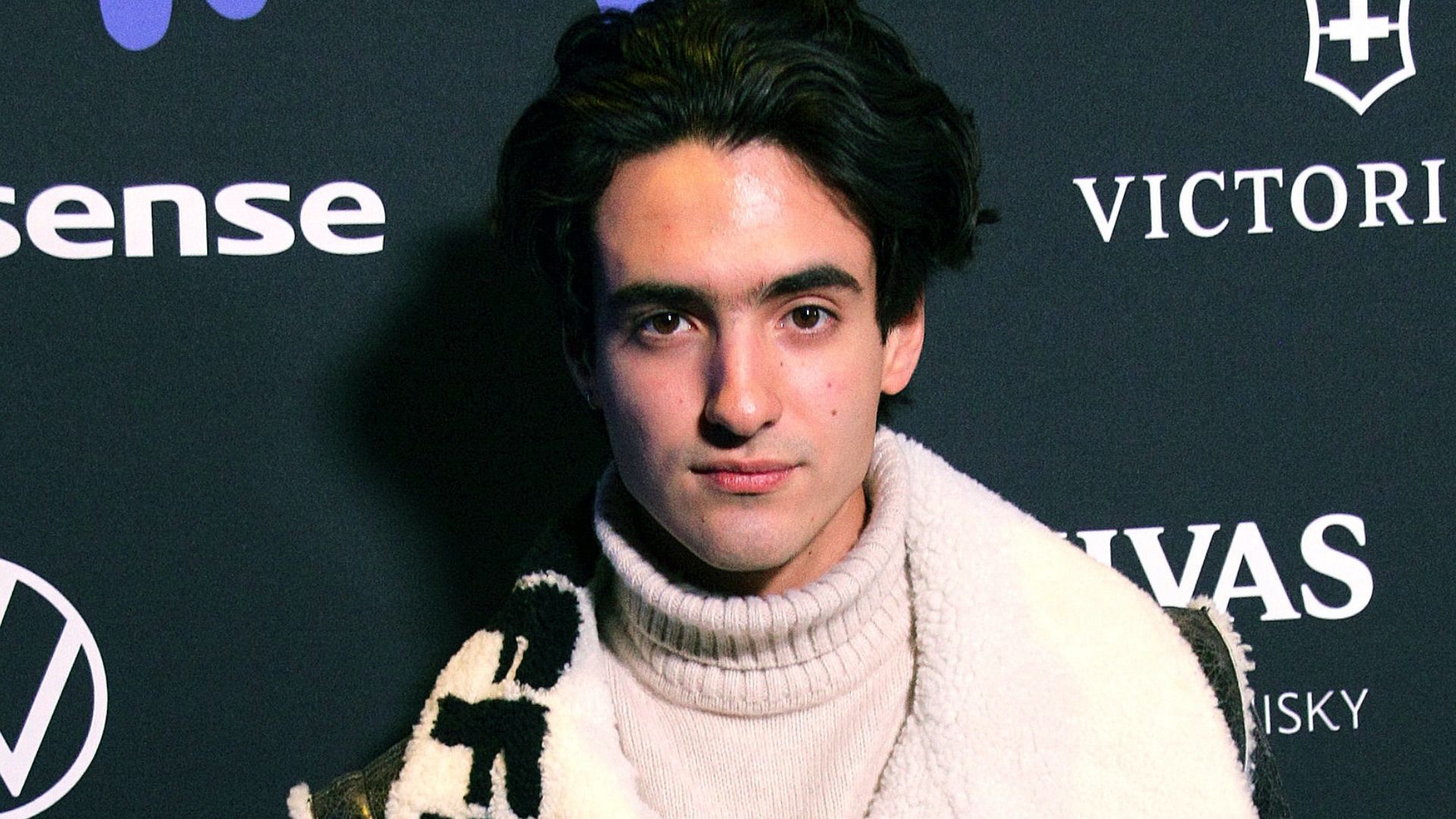 Sebastián Poza dice quién le enseñó a llorar en 'Corona de Lágrimas 2 ...