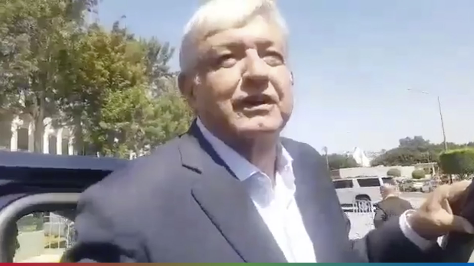(Video) “Irrespetuoso”, así califican el beso que AMLO le dio a ...