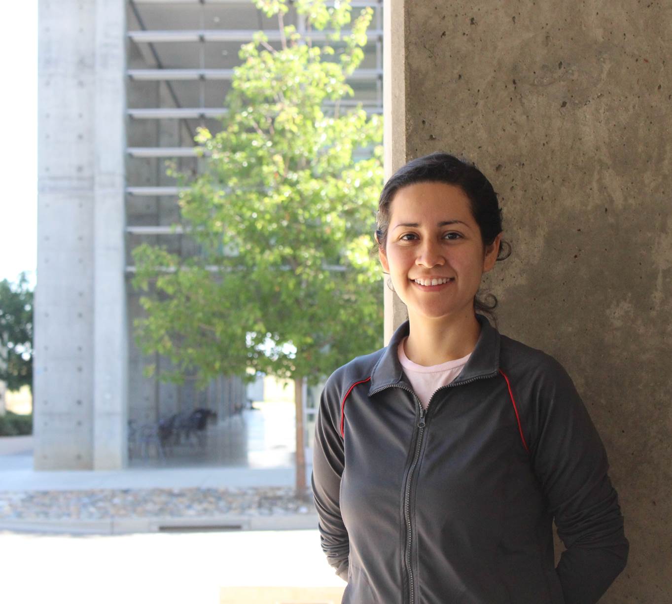 El camino de la primera indocumentada en recibir un doctorado de la ...