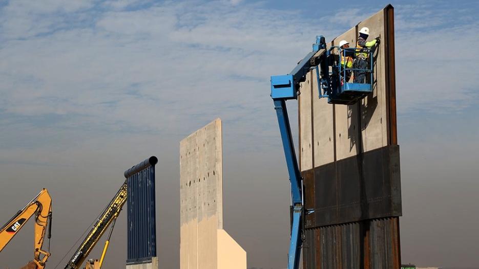 The Myth of the Perfect Wall | Univision News | Univision