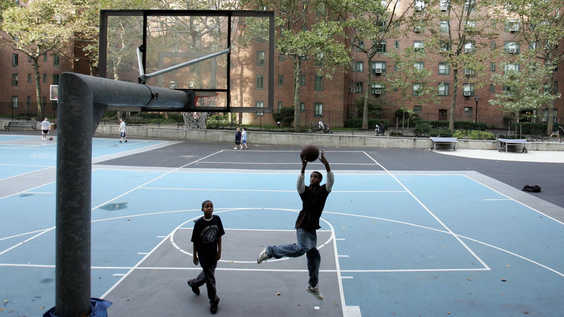 Anuncian la extensión del programa Saturday Night Lights para reducir ...