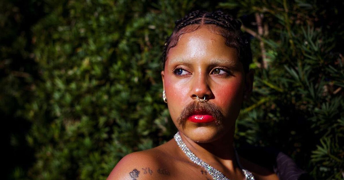 Tokischa se hace viral tras lucir bigote en los Premio Lo Nuestro ...