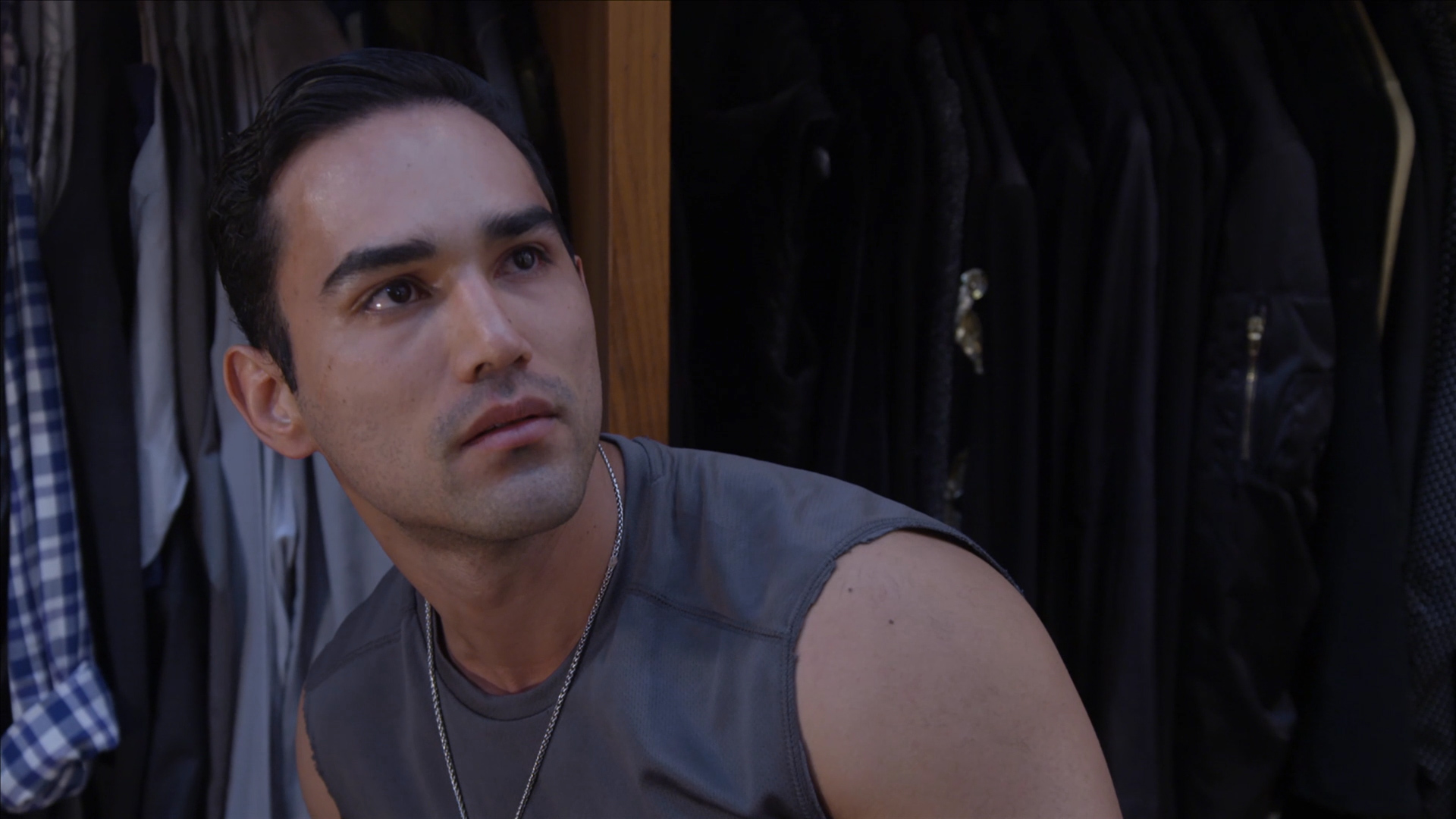 La Rosa de Guadalupe: Raquel sustituye a Aristeo por otro hombre, pero ...