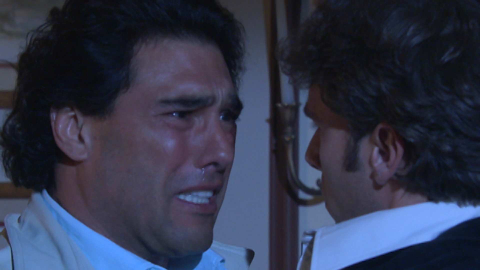 C13: Rodrigo se obsesiona por encontrar a Gaviota | Shows Destilando ...