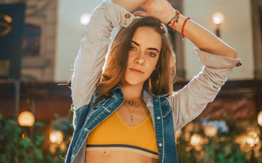 Conoce a Aisha, la nueva conductora de Telehit | Shows Telehit ...