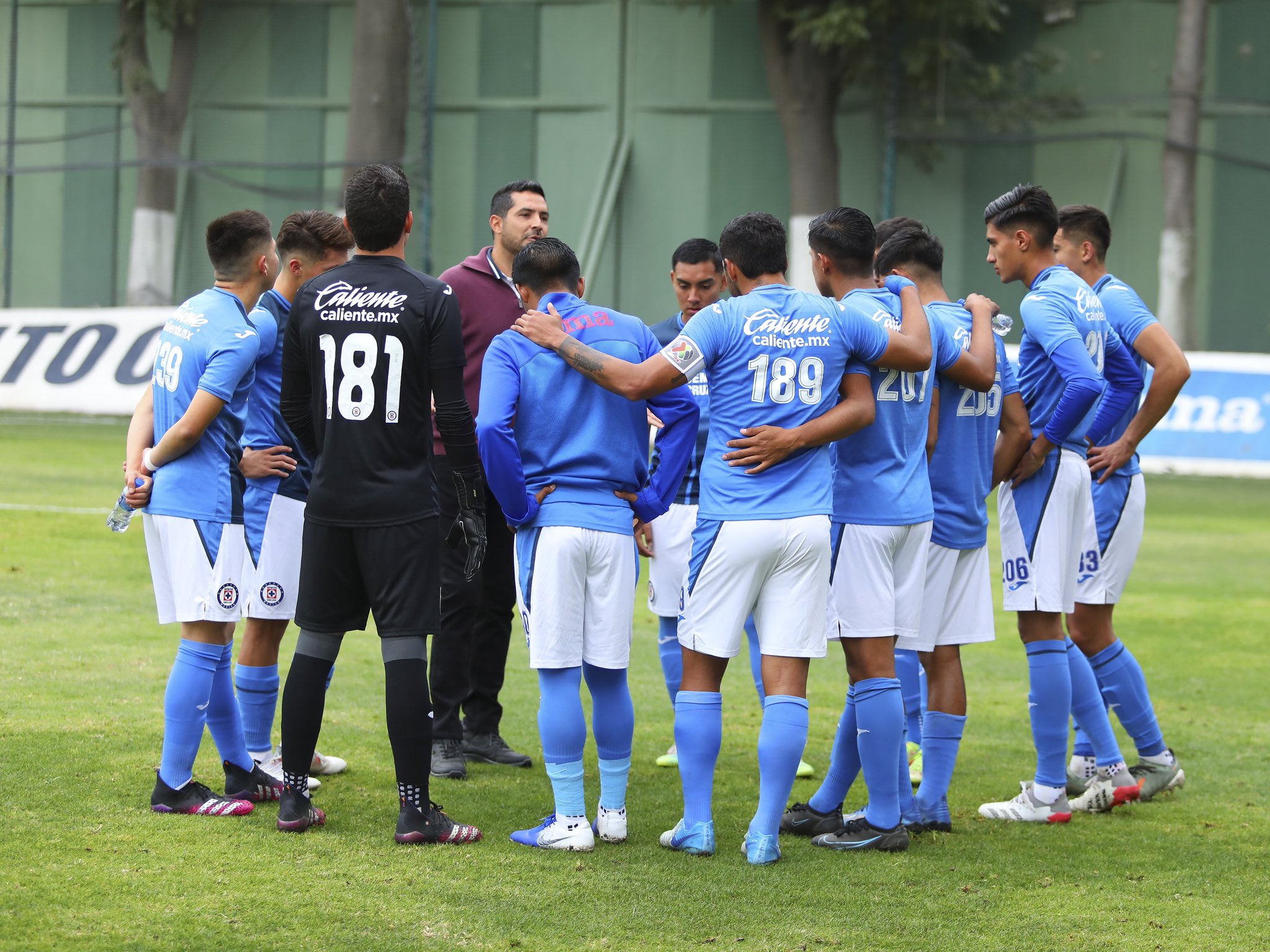 Tres futbolistas están proyectados al primer equipo de Cruz Azul ...