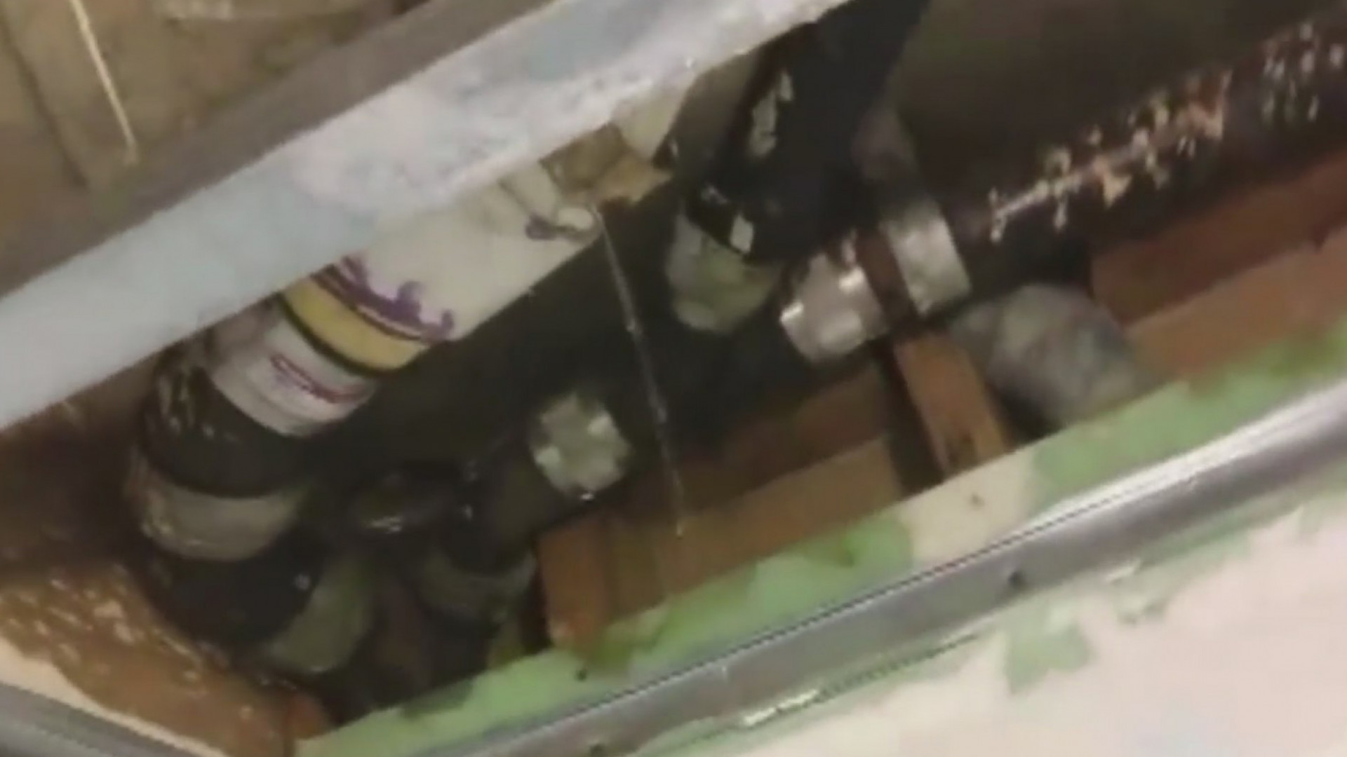 Lo que debes saber sobre los arreglos de filtraciones de agua en un apartamento | Video ...