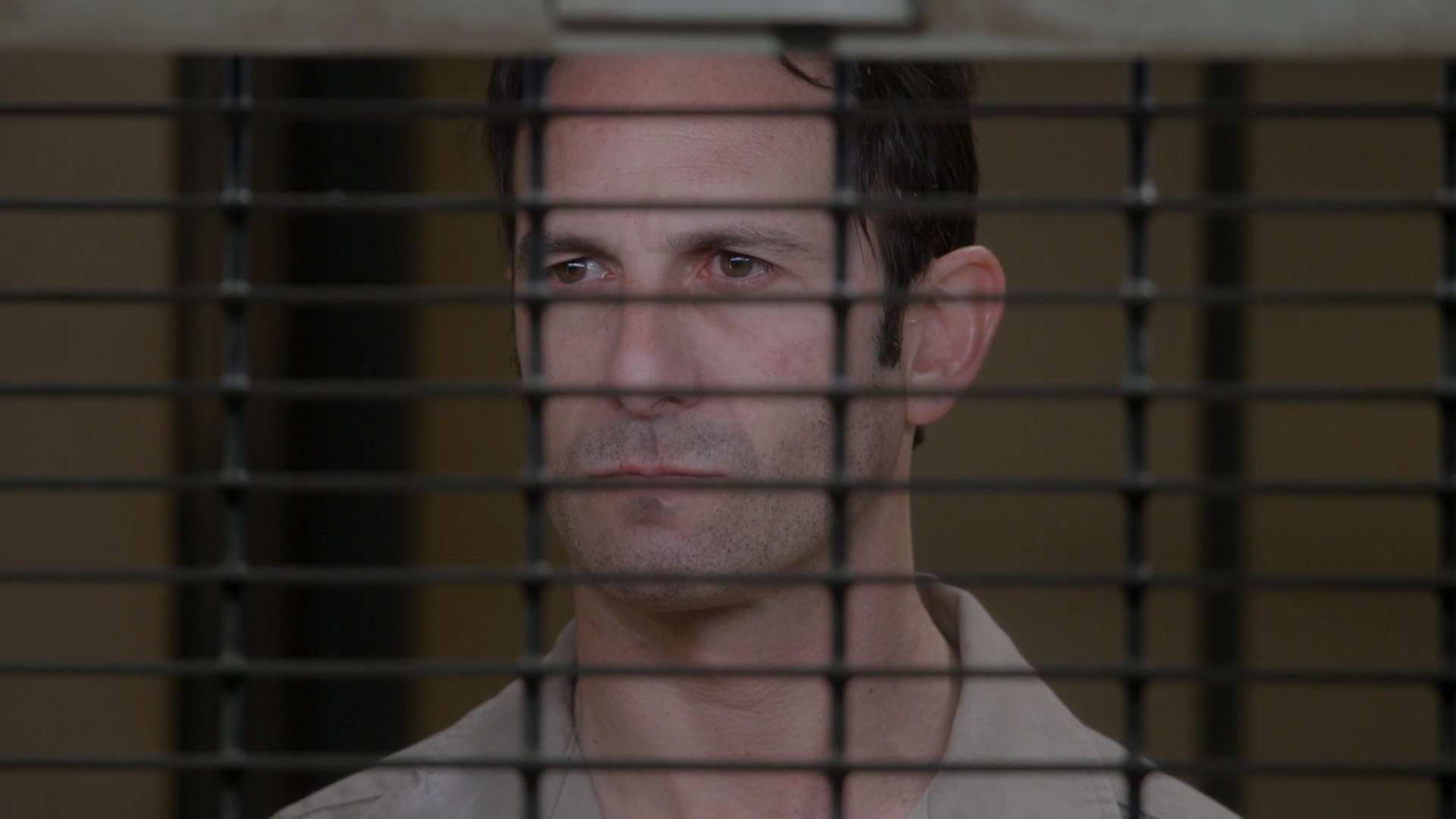 Por amar sin ley: ¡Benjamín sale de prisión! | Shows Por amar sin ley ...