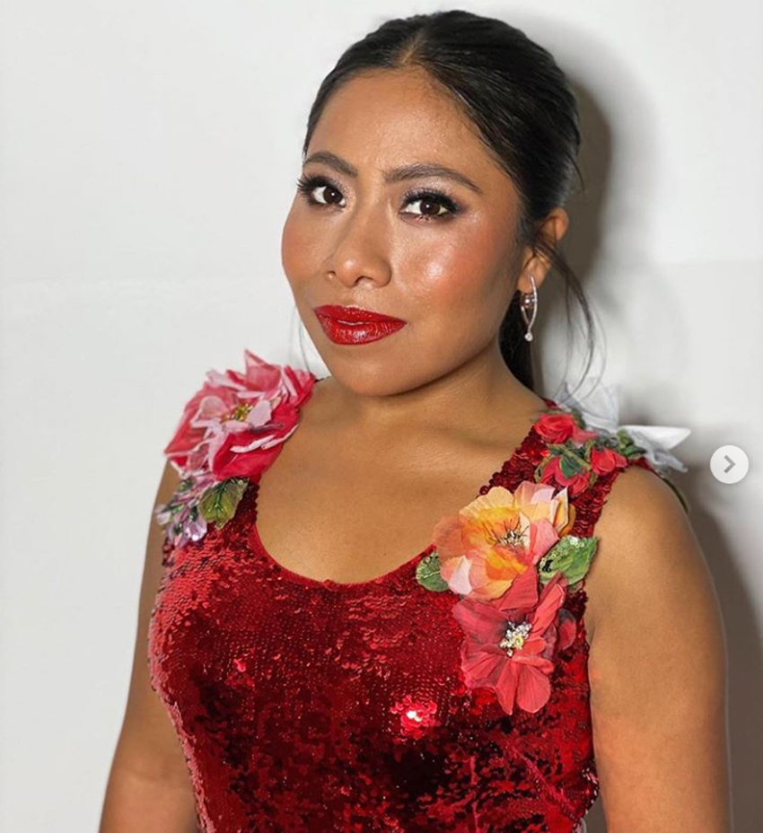 Yalitza estrena su canal de YouTube y habla de las mujeres que más ...