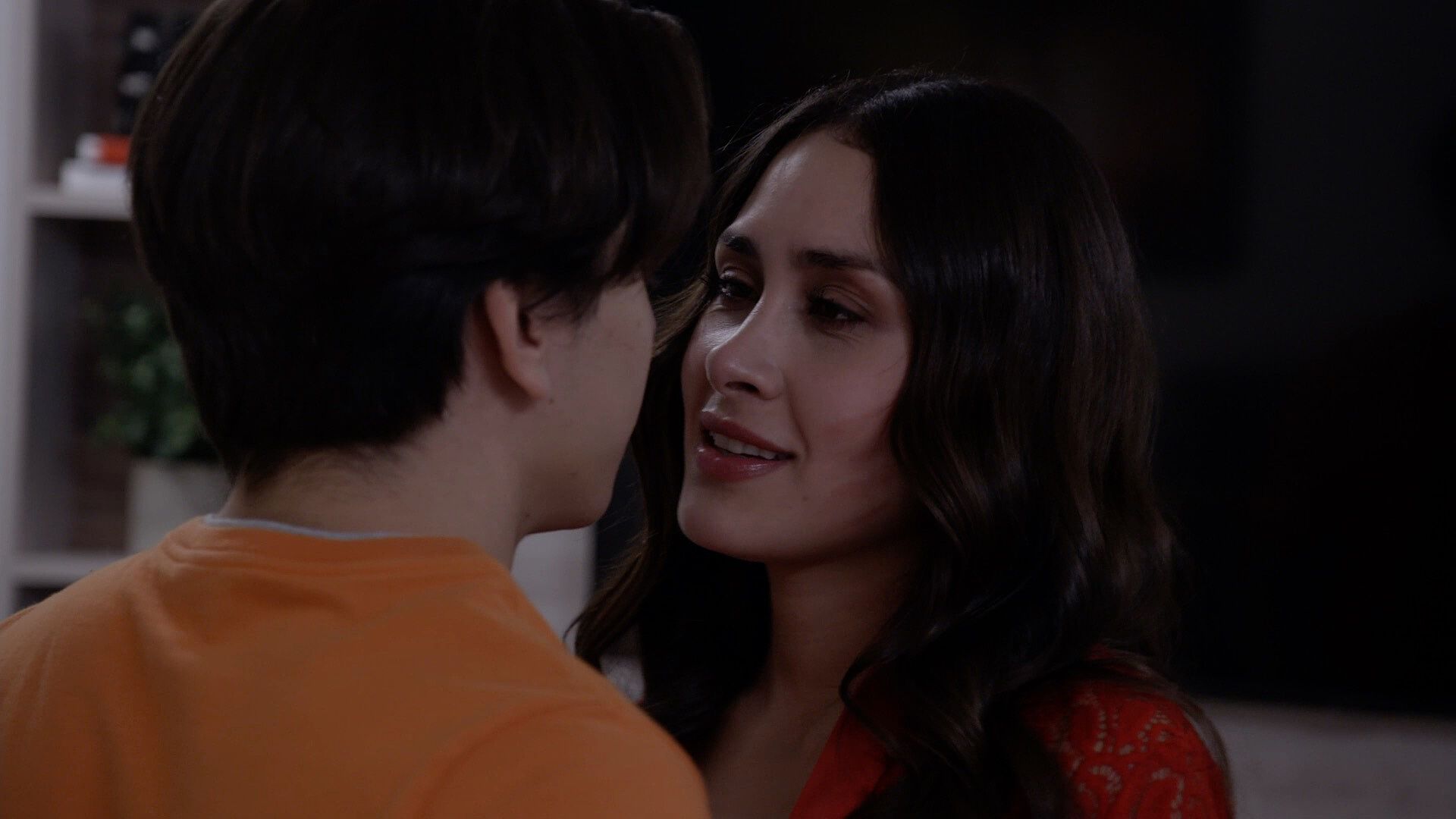 Resumen Capítulo de La Rosa de Guadalupe: La hiena | Shows La Rosa de Guadalupe | Las Estrellas