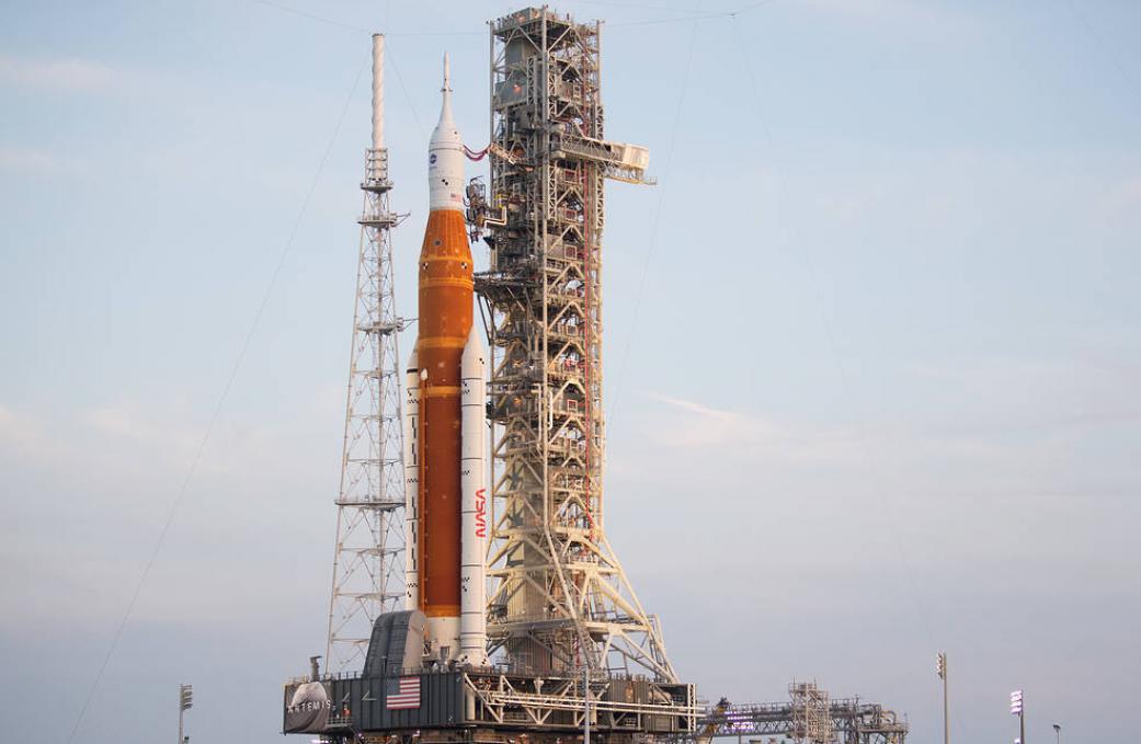 La NASA vuelve a la luna: todo lo que necesitas saber del despegue ...