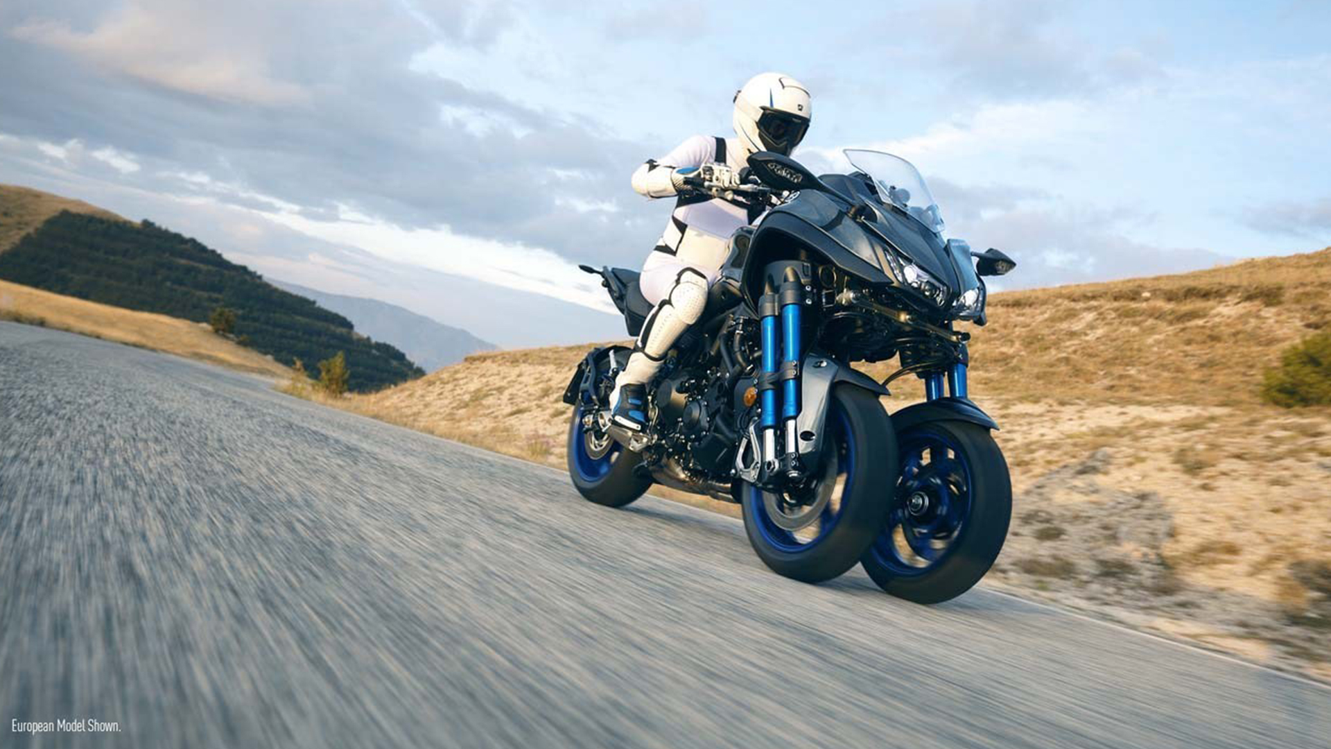Yamaha Niken, la nueva motocicleta deportiva con tres ruedas | A Bordo ...