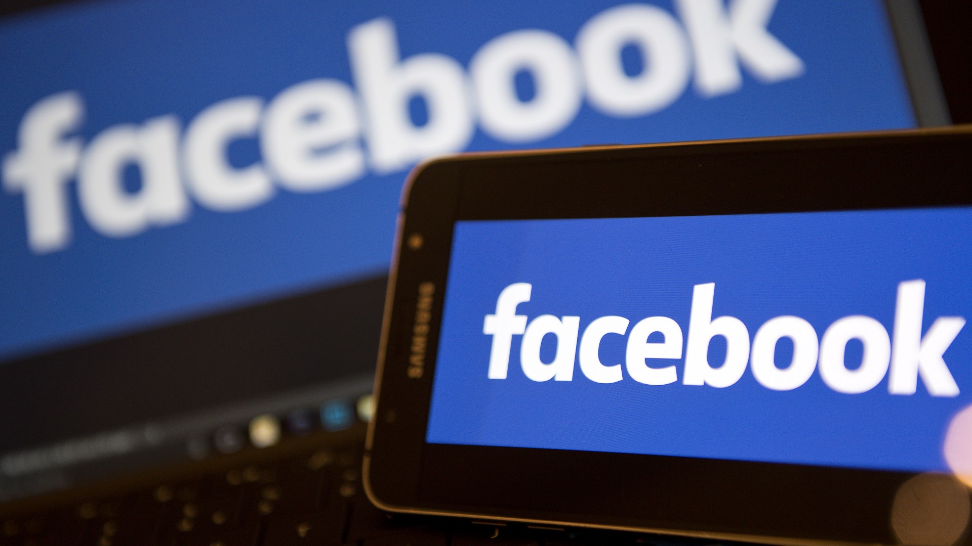 Live chat, la nueva herramienta de interacción en Facebook | Video ...