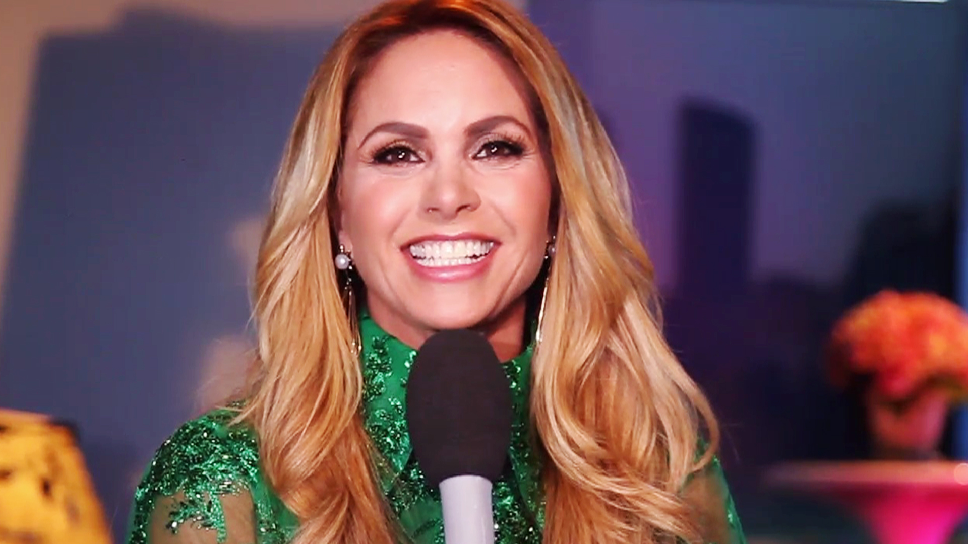 Lucero está muy enamorada, y todo por su nuevo disco con banda | Shows ...