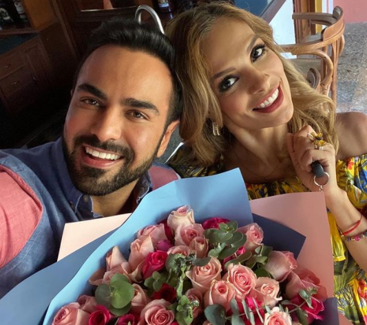 Alma Cero ‘Rosa Aurora’ sorprendió a Albertano con un arreglo de rosas ...