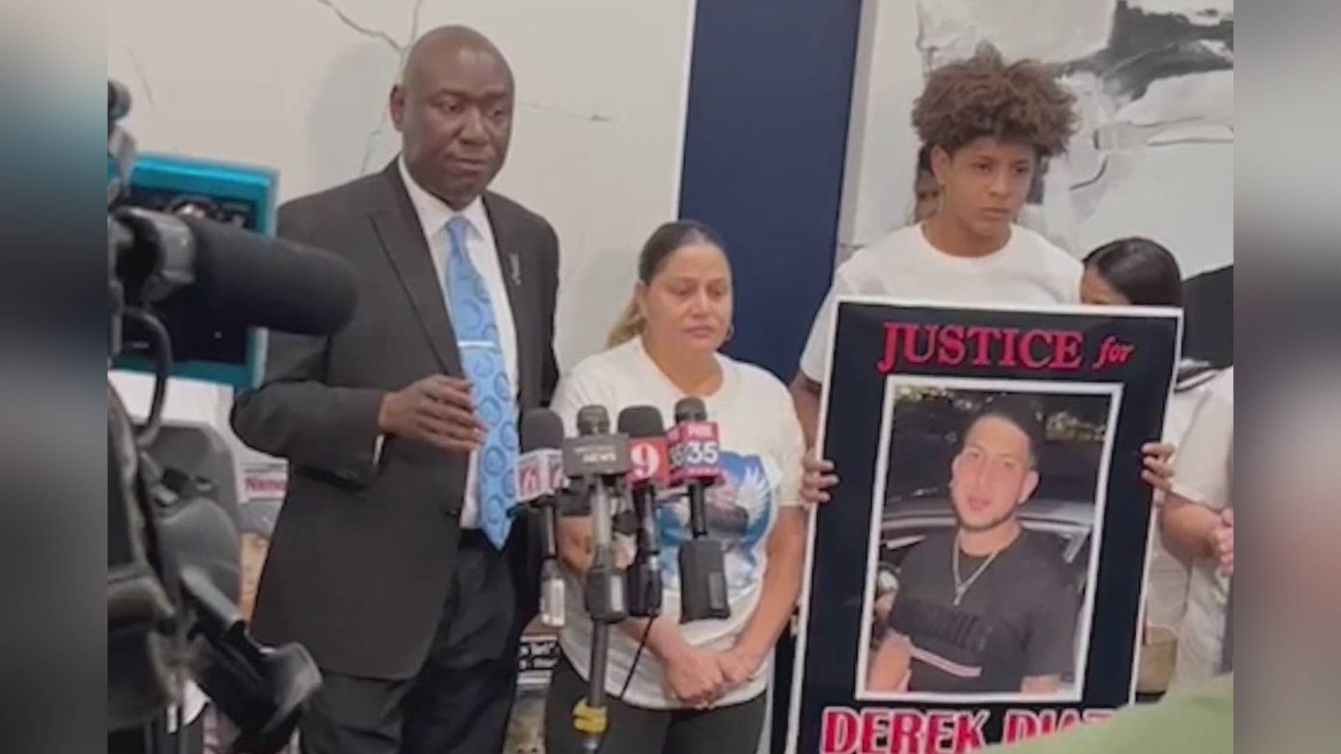 Familia de Derek Díaz exige respuestas por su muerte: "Ellos no saben ...