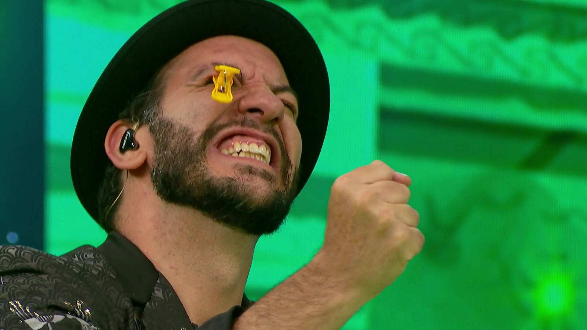 Ahora sí sufrieron todos 'Con pincitas', especialmente el párpado de ...