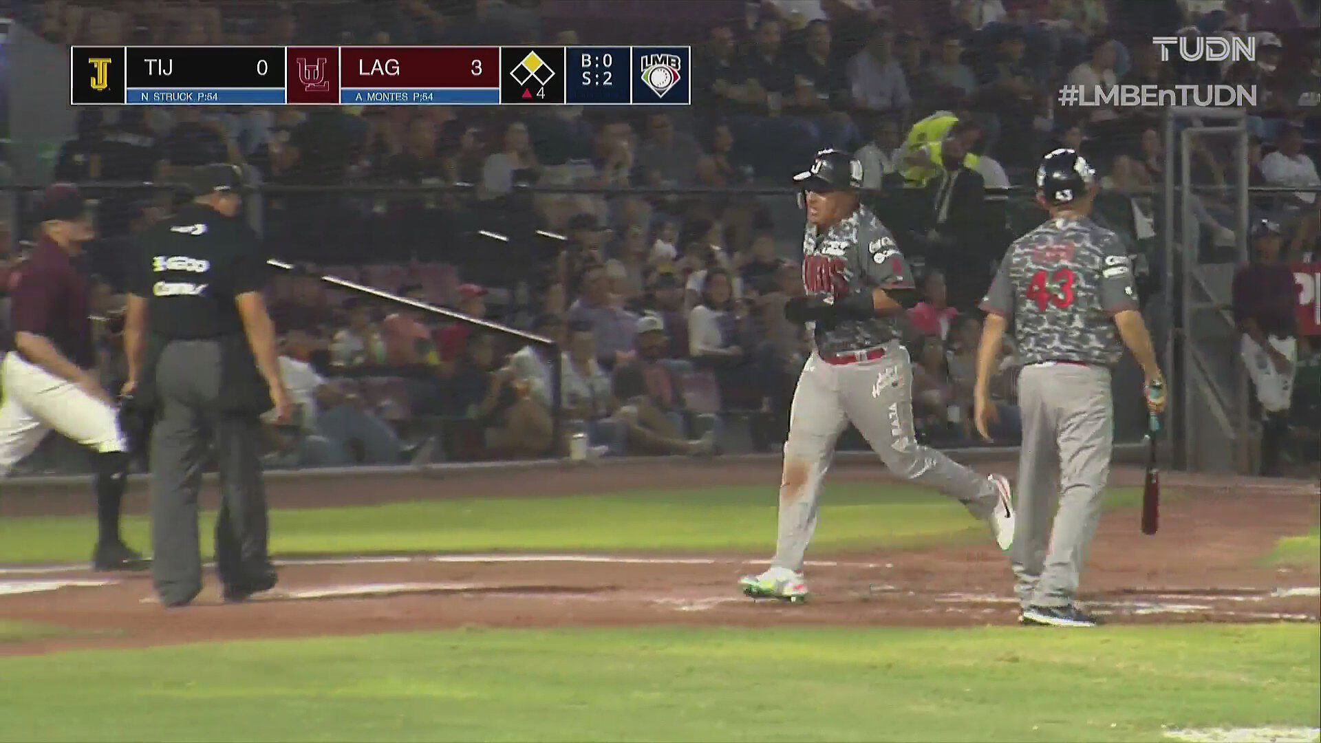 ¡Llegó la primera para los Toros! Tijuana acecha a los laguneros en el ...