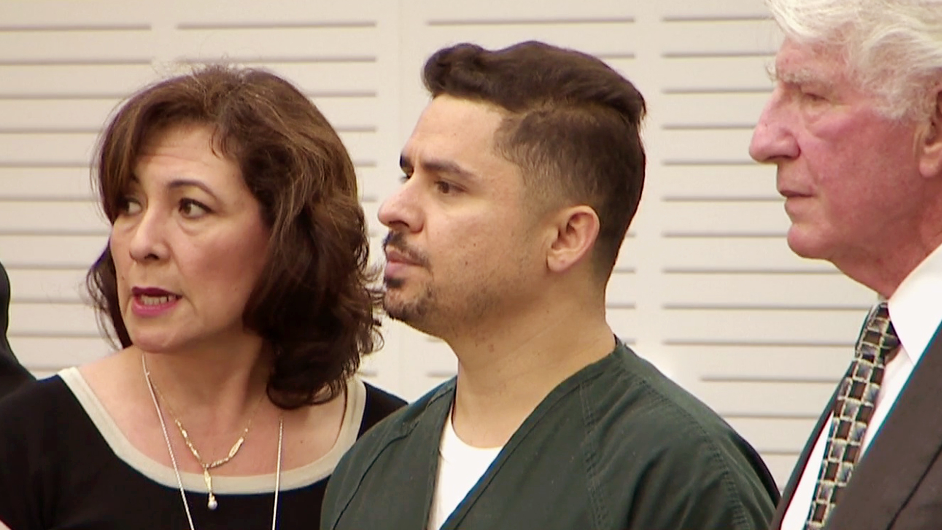 Larry Hernández tendrá audiencia hasta enero | Estaciones de Radio ...