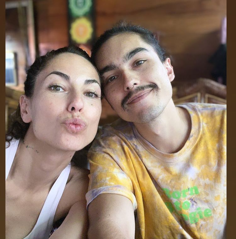 Rosario Ochoa's Instagram, Twitter & Facebook on IDCrawl