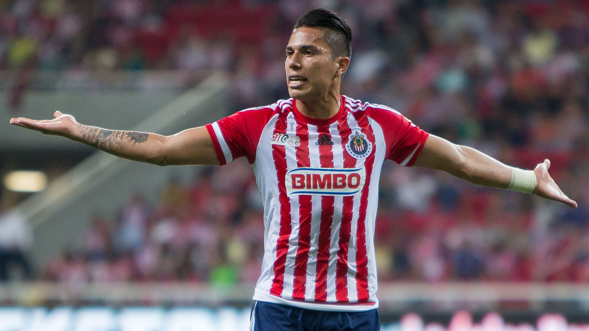 Carlos Salcedo revela que pudo regresar a Chivas para el Apertura 2022 ...