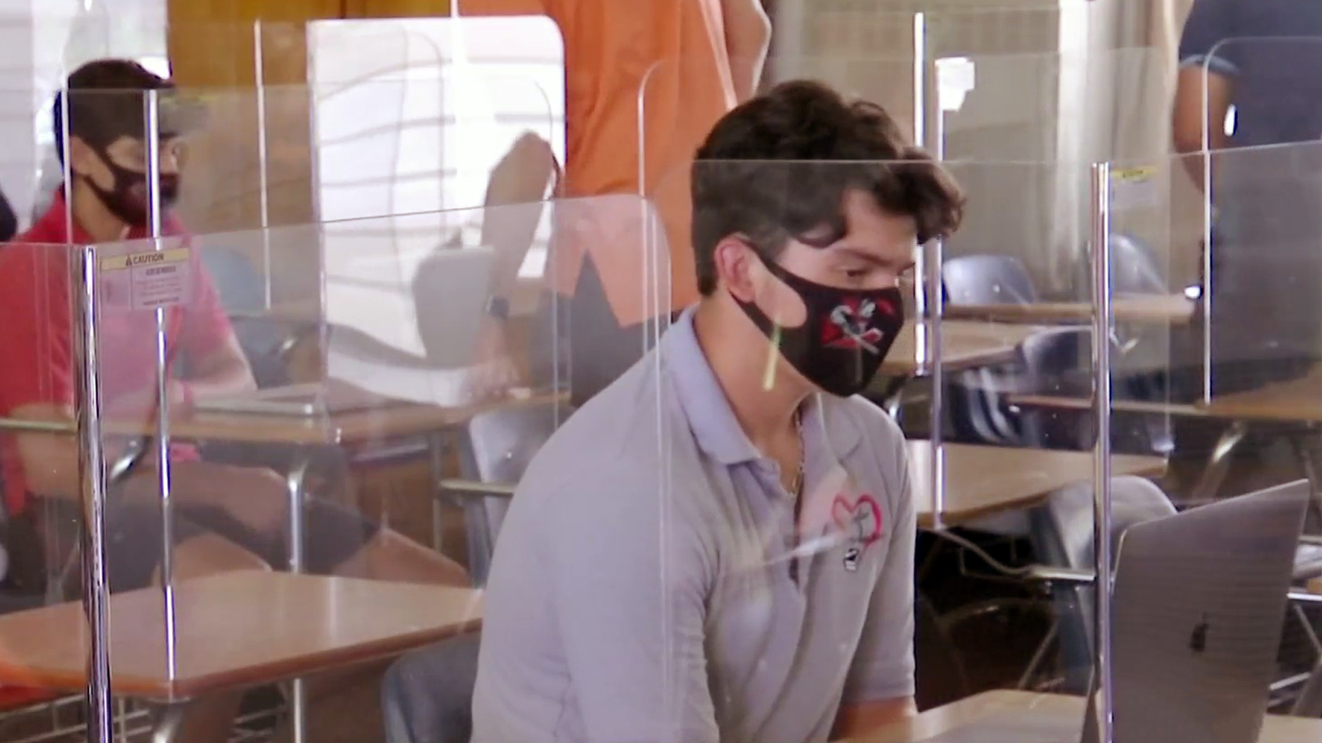 ¿Cómo se preparan para el regreso a clases? Estos son los cambios que ...