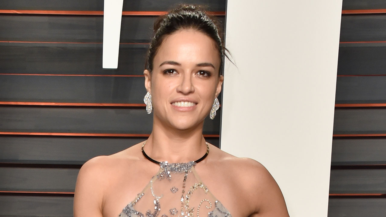 Michelle Rodriguez defiende su última película, acusada de ser ...