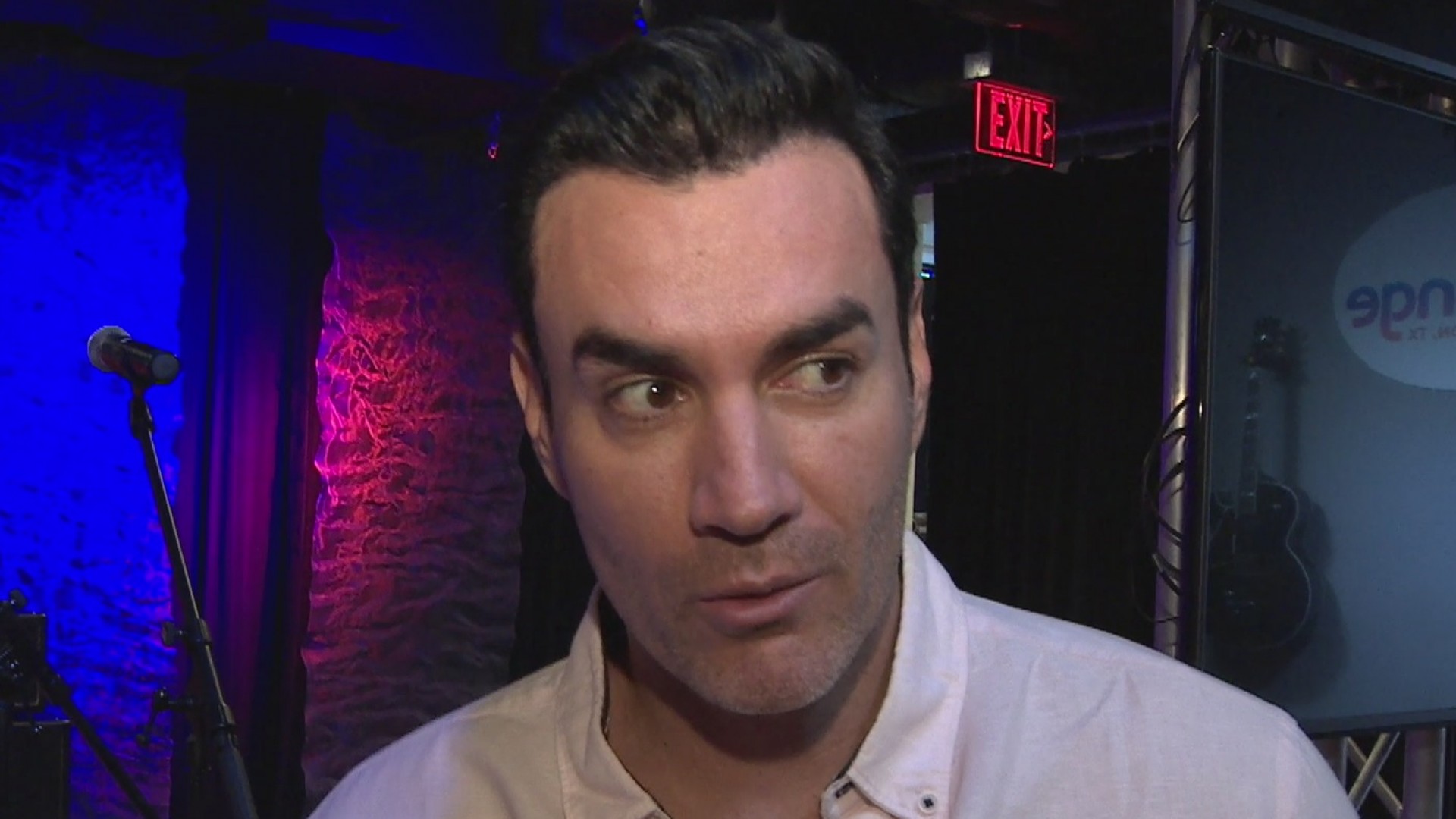 Por qué el famoso actor y cantante David Zepeda está de visita en ...