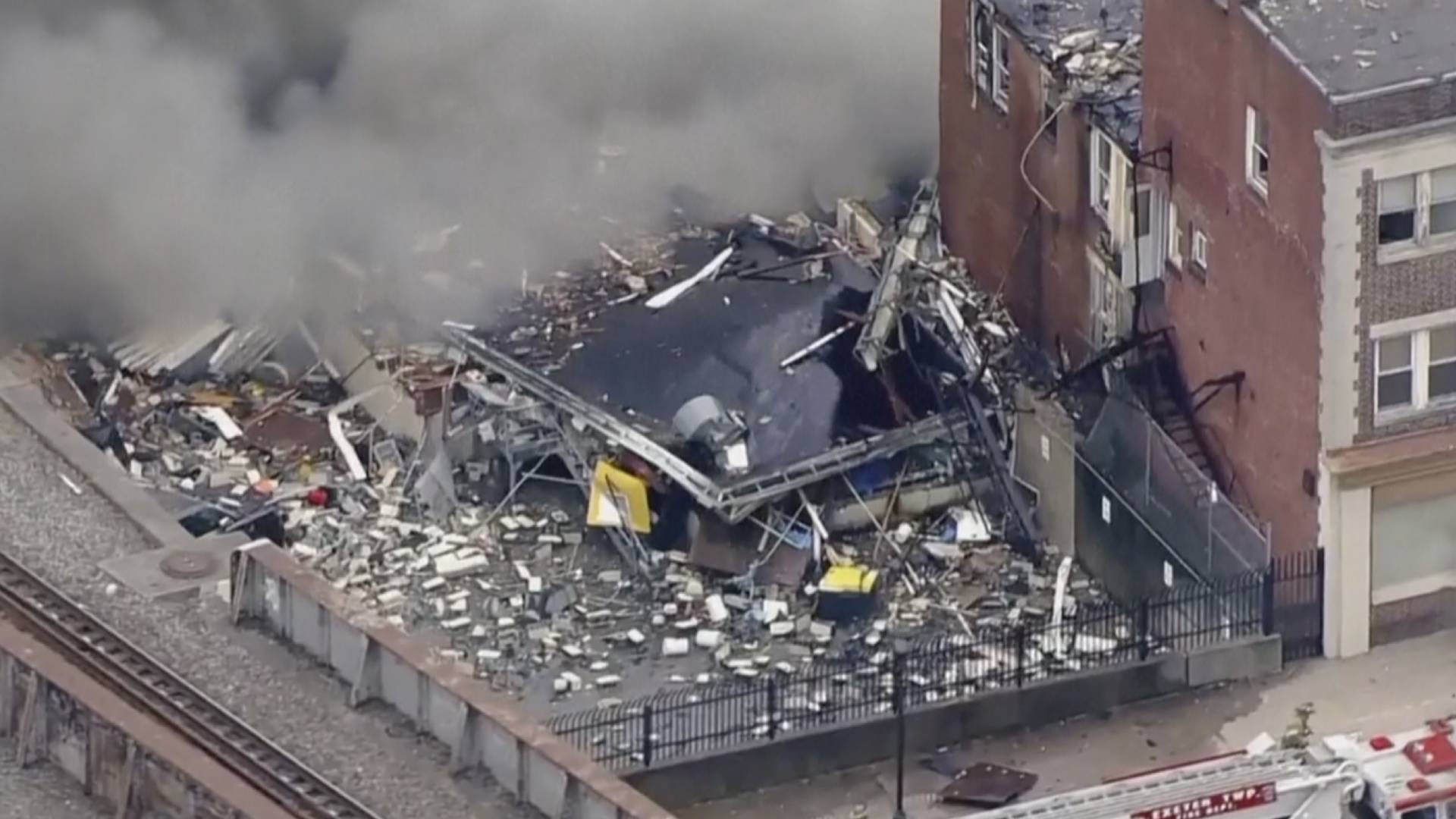 Explosión en una fábrica en Pennsylvania deja tres muertos, ocho ...