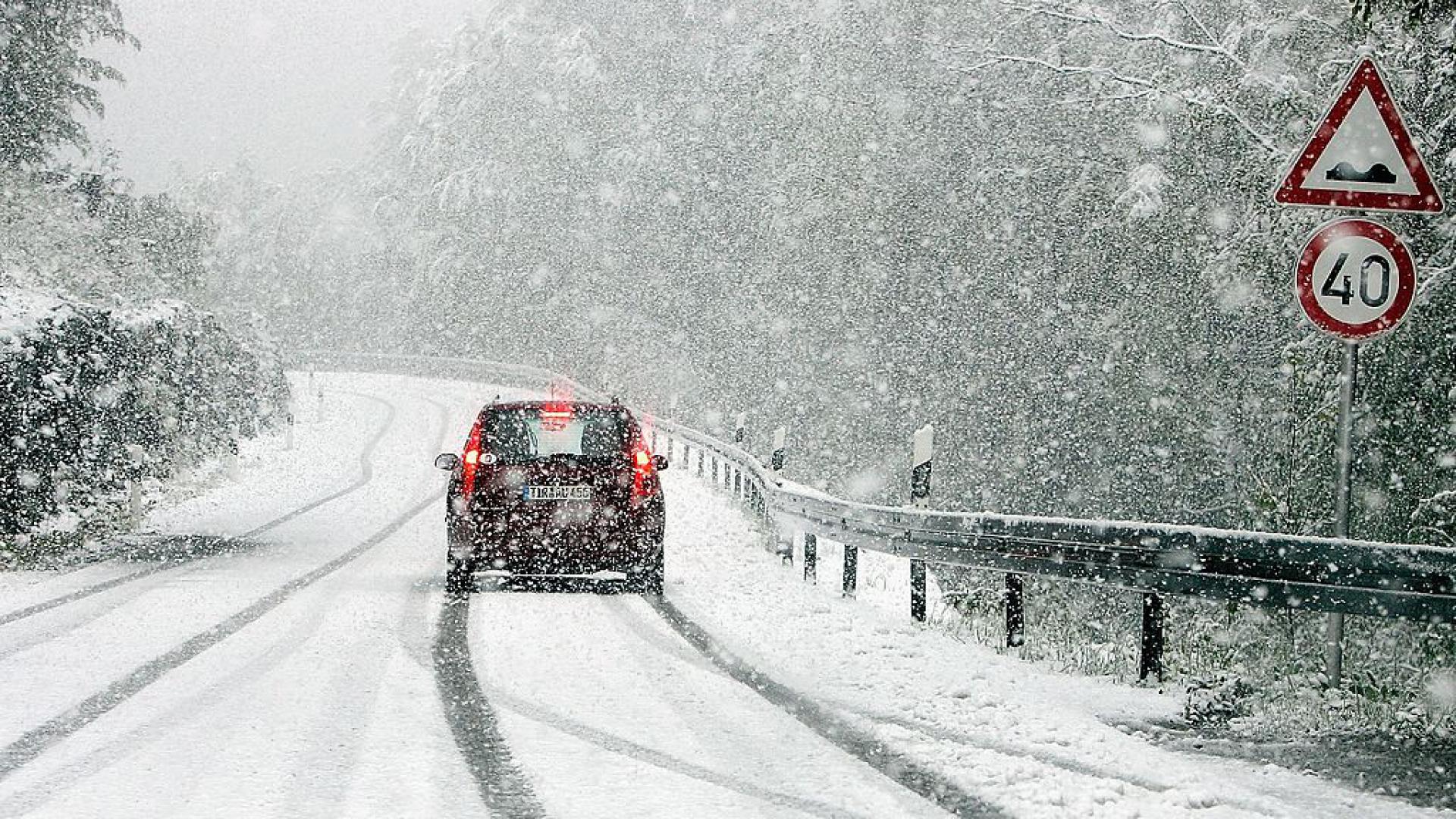 Conoce algunos consejos para conducir en medio de la tormenta invernal ...