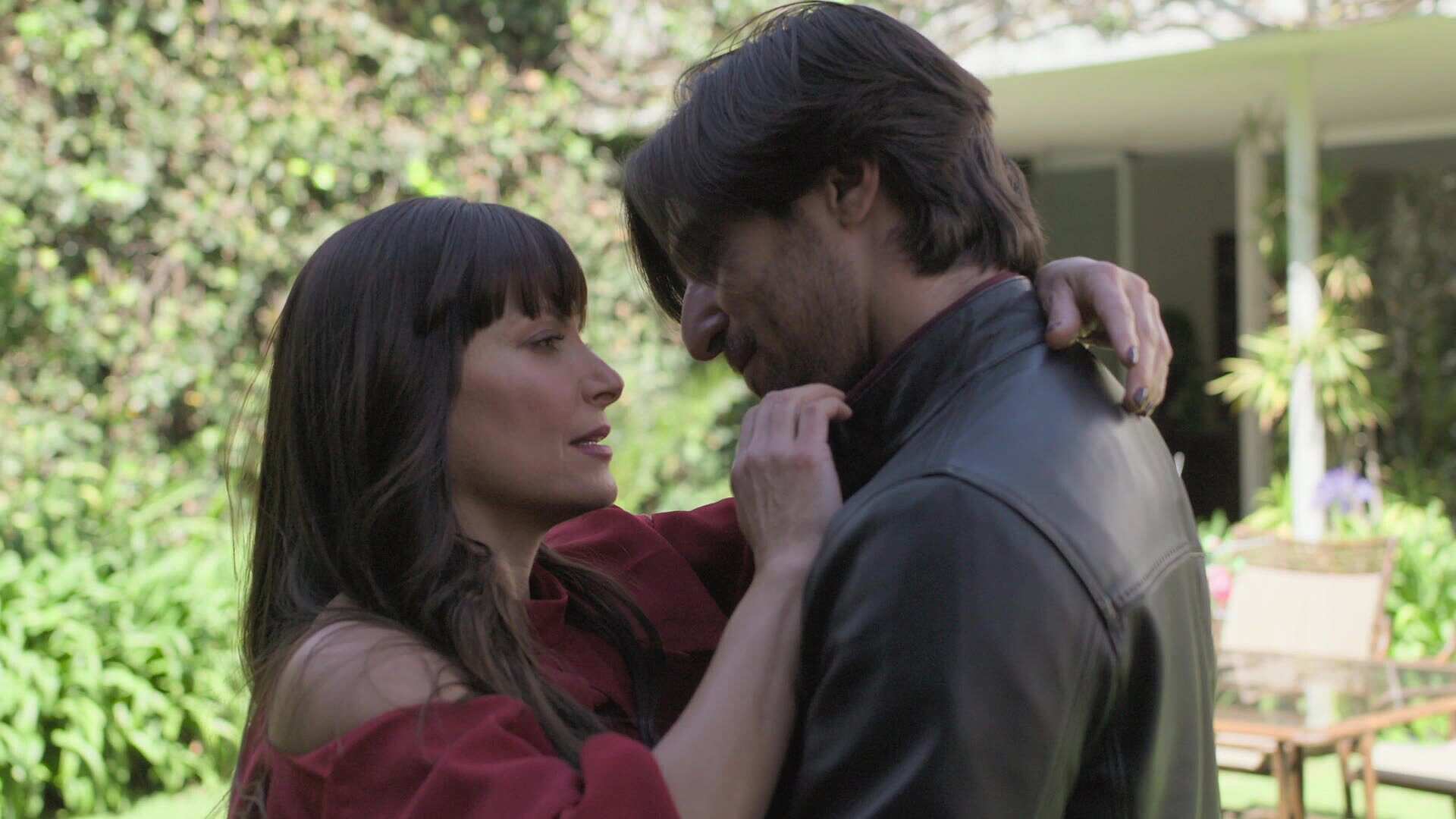 Patricia’ y ‘Héctor’ se besan! Así se grabó el sueño de ‘Helena’ en ...