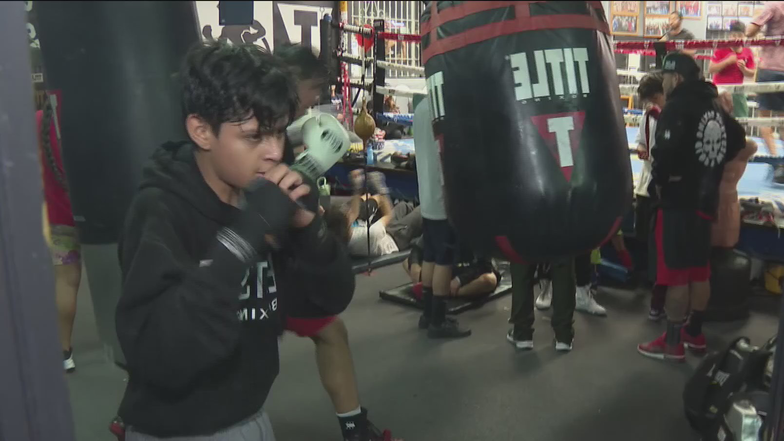 Conoce a Yarik Castro, un joven amante del boxeo que se perfila como ...