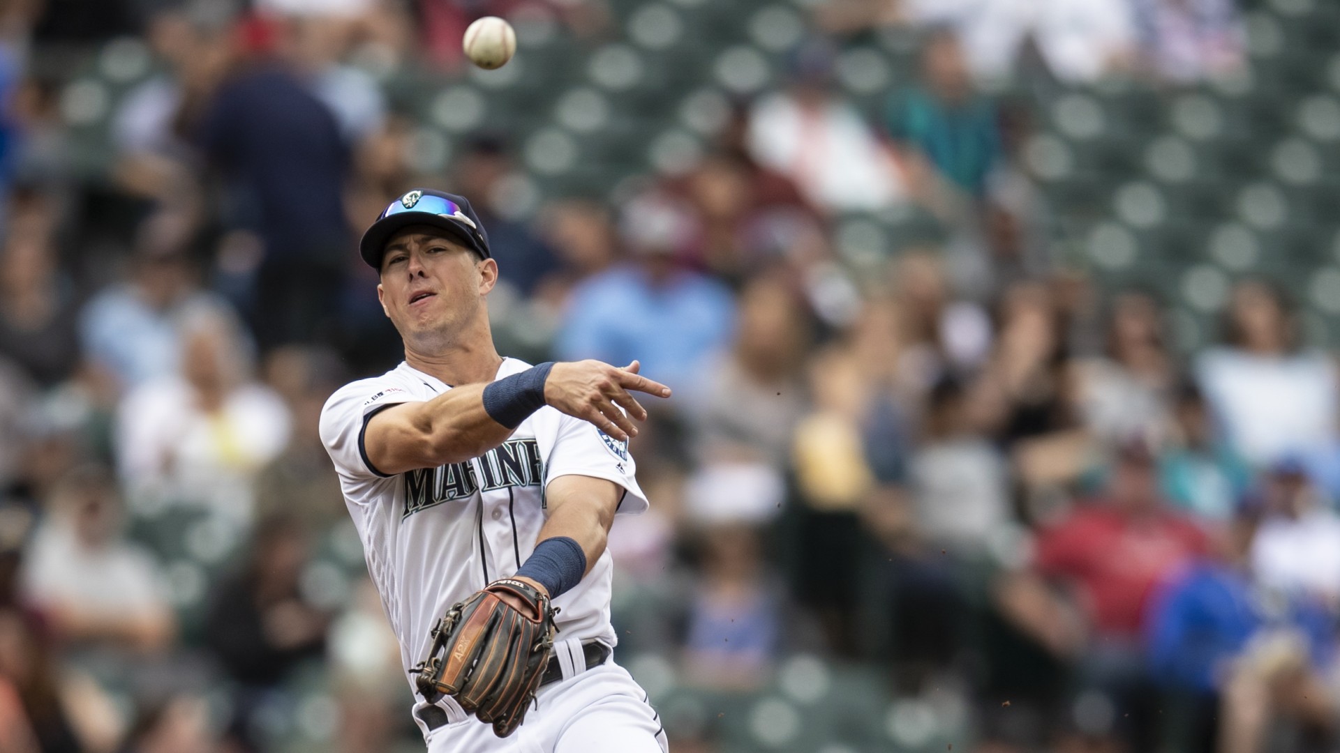 Dylan Moore se convierte en un lince de los Mariners | TUDN MLB | TUDN